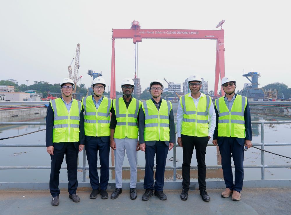 Embassy visits Cochin Shipyard Limited(CSL) and tours its facilities ...